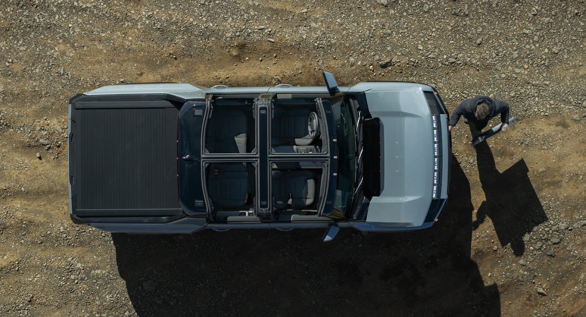 HUMMER EV vs Cybertruck